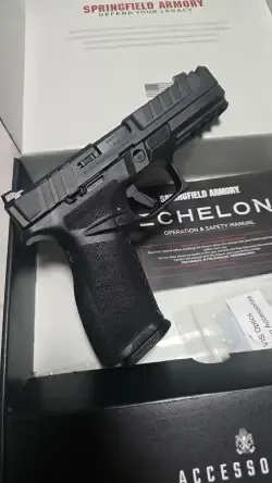 Sprzedam Pistolet Springfield Echelon COMP CUT U Dot 9x19. Cena: 3200 zł